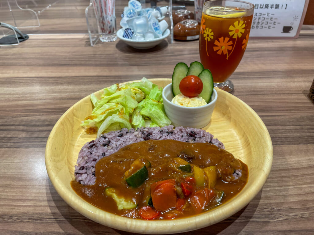 【千葉市緑区】開放的な空間に癒される！ 「SAKURAYA COFFEE鎌取イオン店」さんでカフェメニューを堪能しよう | 号外NET 千葉市